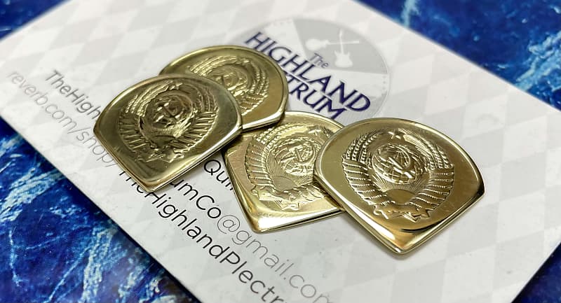 The Highland Plectrum Co. One Soviet (Straight Edge) 3 | Reverb UK