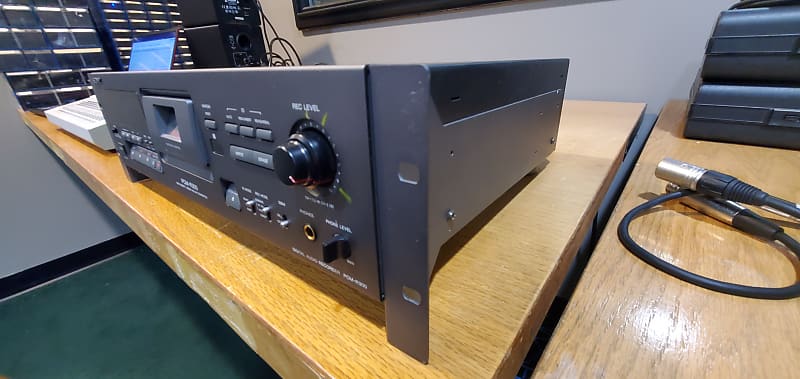 Sony PCM-R300 Digital Audio Recorder High Density Linear A/D | Reverb