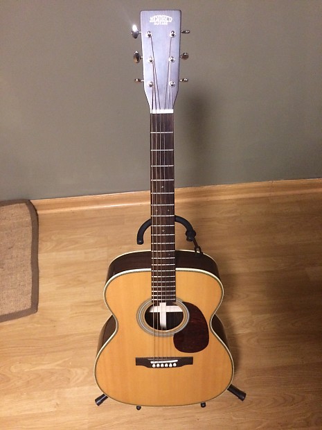 Kindred (Sigma) 000R-28V Acoustic Guitar With Hardshell Case | Reverb