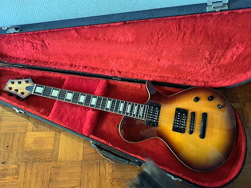 Spear Tomcat special flamed maple - Seymour duncan pickups | Reverb UK