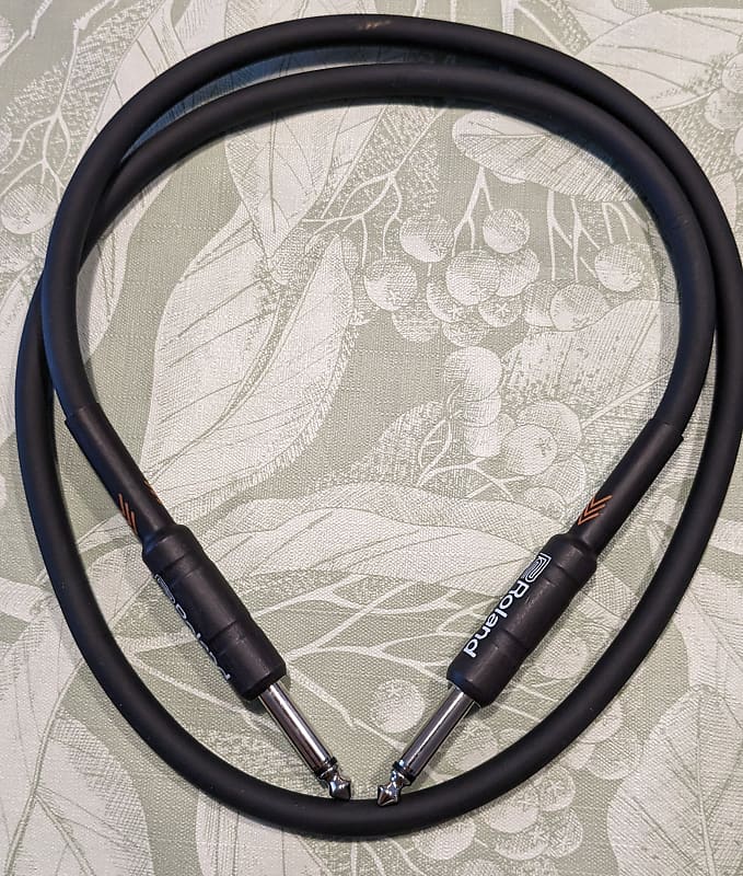 Guitar Cable Roland RIC-B3 Black Series 1/4" TS Straight - 1m | Reverb