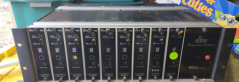DBX series 900 Rack with 941 and 942 noise reduction units #2 | Reverb