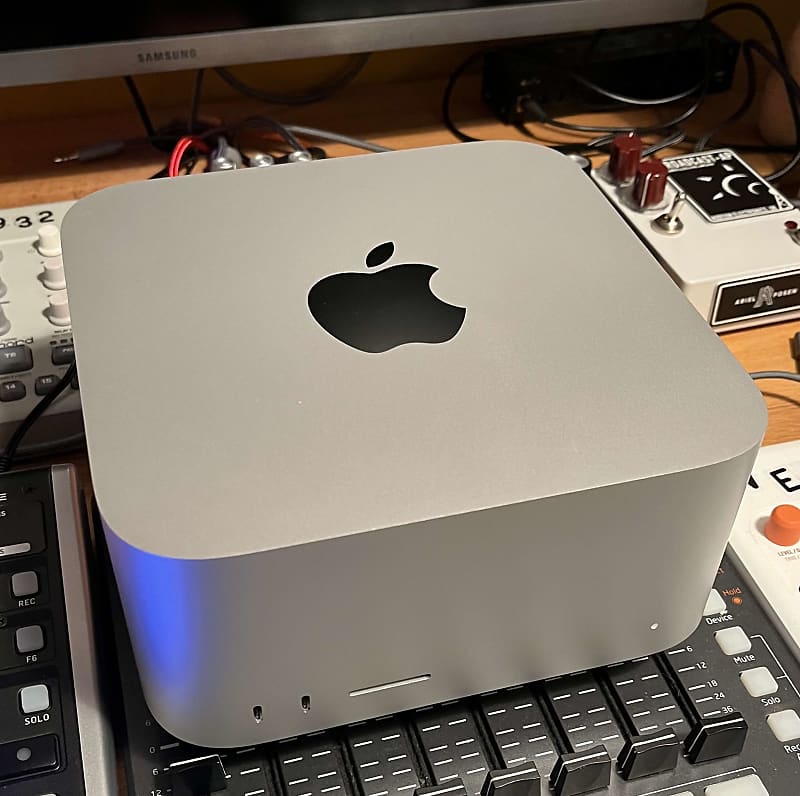 Apple Mac Studio 2022 - M1 Max, 32gb | Reverb UK