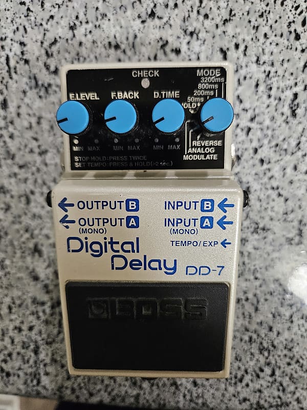 Boss Digital Delay DD-7 - White | Reverb