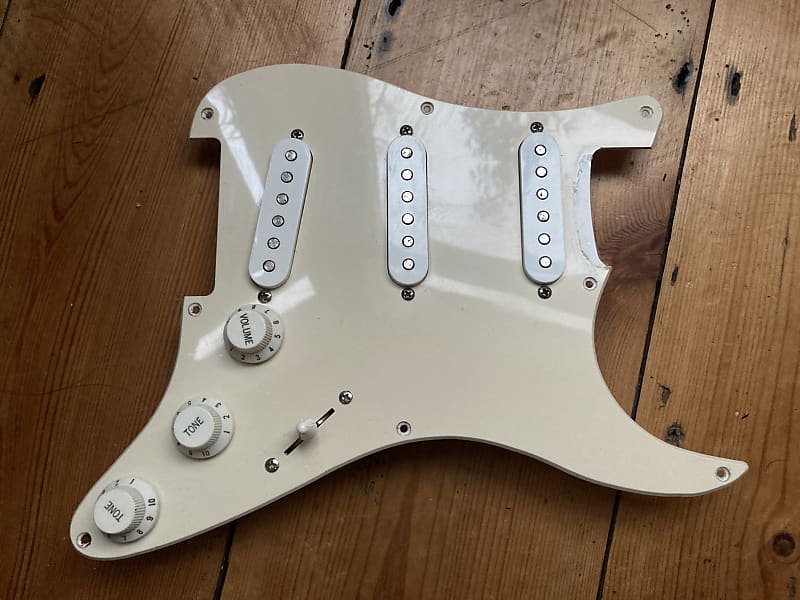 Fender Squier Strat Stratocaster Guitar Loaded Scratchplate | Reverb
