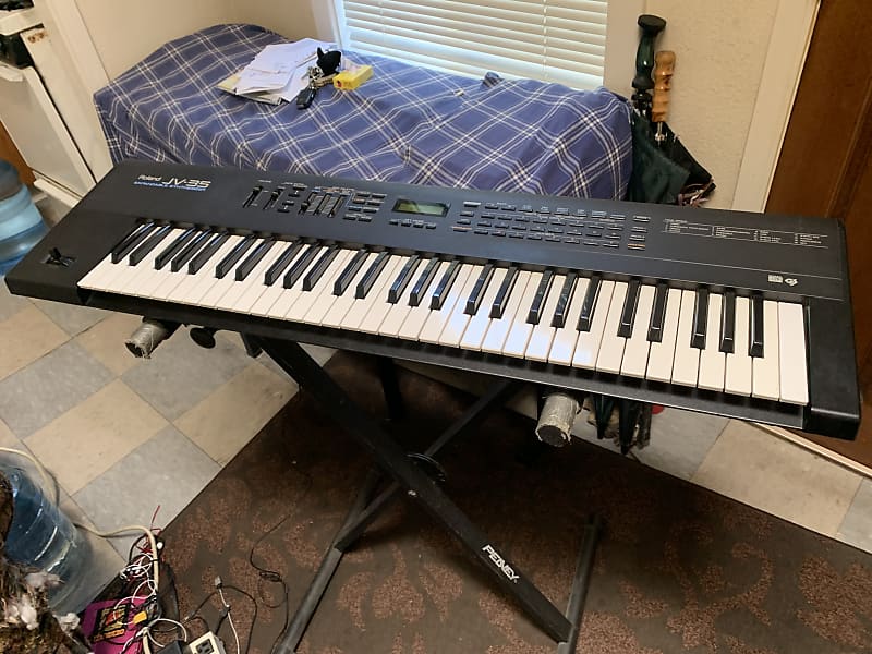 Roland JV-35 Synthesizer 90,s + Anvil Flight Case & installed | Reverb