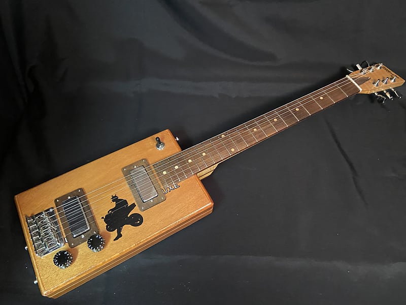 EllbogeGuitars 6 string Cigar Box guitar | Reverb
