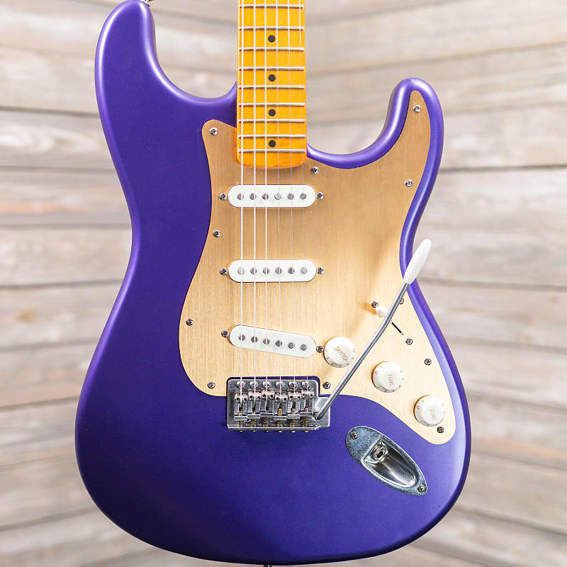 Squier by Fender 40th Anniversary Stratocaster - Custom Paint | Reverb