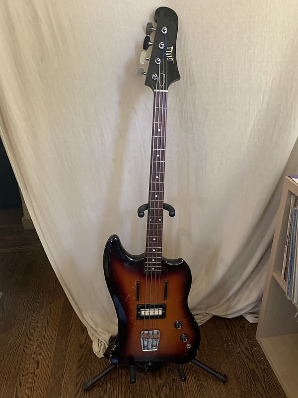 Guild Jet Star Bass 1966 - Two Tone Burst | Reverb