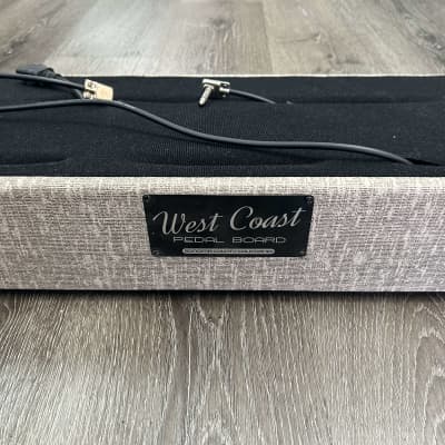 West Coast Pedalboards 12x24 - VOX Fawn with Buffer & FX Loop | Reverb