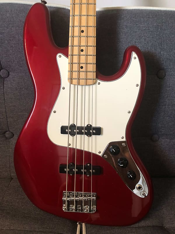 Squier/Fender Jazz bass 2021 Red | Reverb