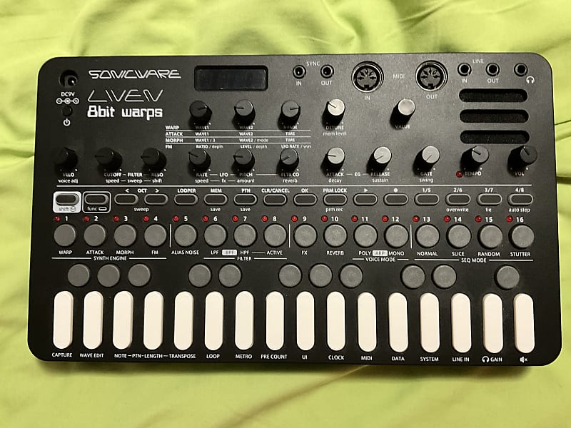 Sonicware Liven 8bit Warps 27-Key Synthesizer Groovebox | Reverb