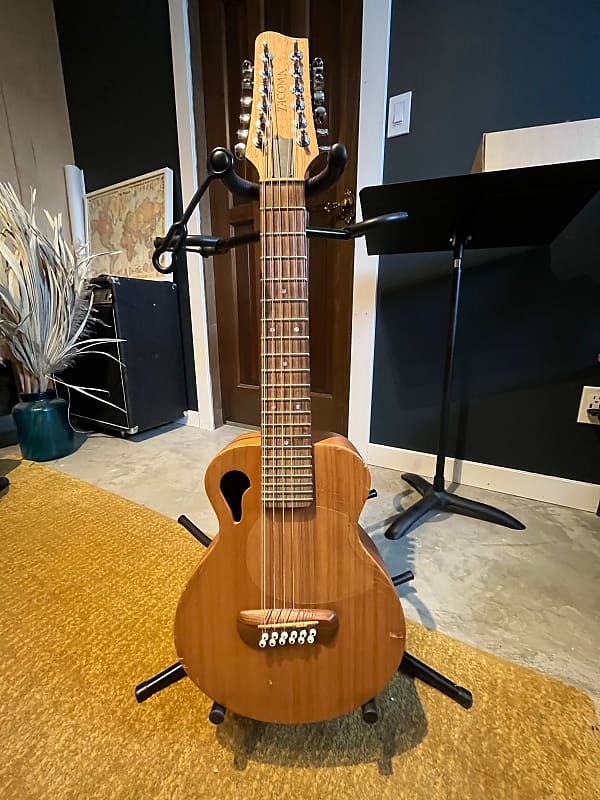 Tacoma P112 12-string Papoose 2004 - Cedar | Reverb