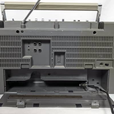 Vintage Hitachi TRK- W55H Dual Cassette Boombox / Ghetto | Reverb UK