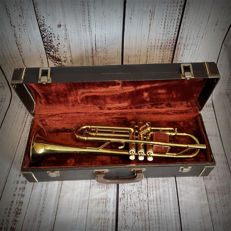 Elkhorn by Getzen trumpet with Ideal mouthpiece and case | Reverb