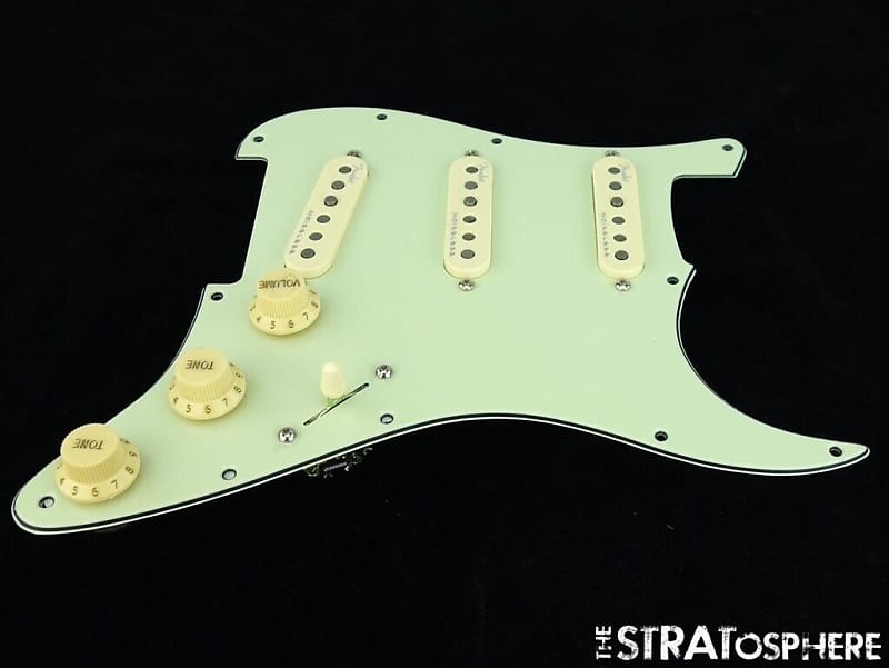 NEW Fender Stratocaster LOADED PICKGUARD Gen 4 Noiseless Mint | Reverb