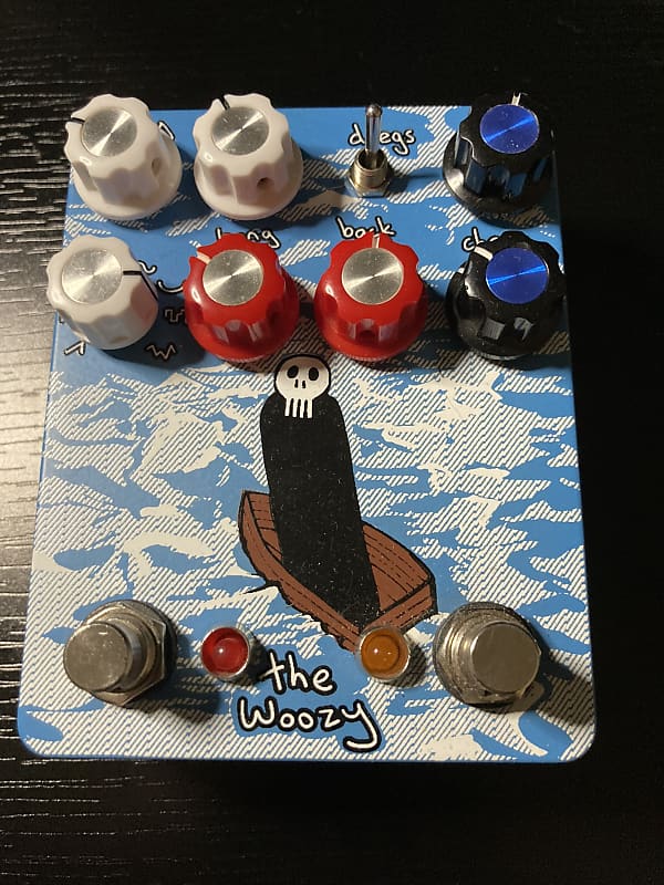 Champion Leccy The Woozy - lo-fi modulation and warped tape | Reverb