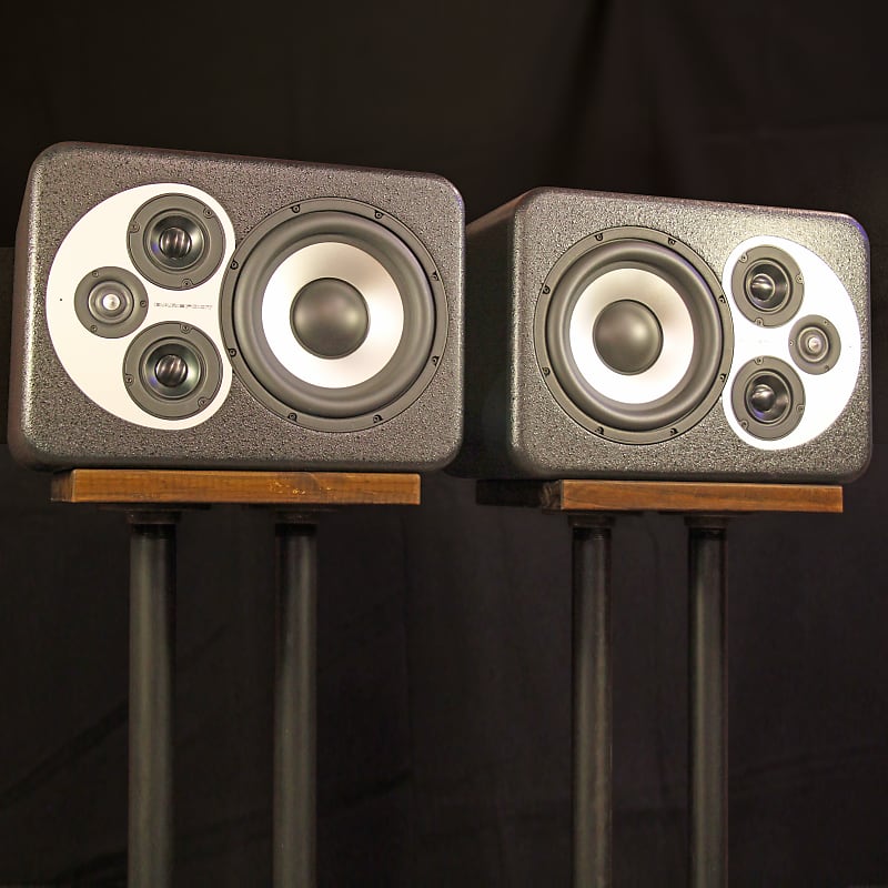 Barefoot MicroMain 45 | Reverb