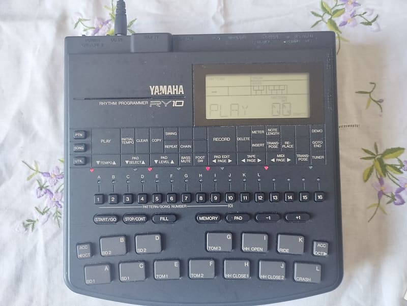 Yamaha RY10 - Black | Reverb