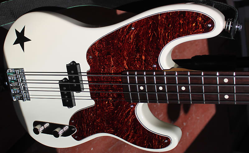 Mike Dirnt Precision Bass | Reverb