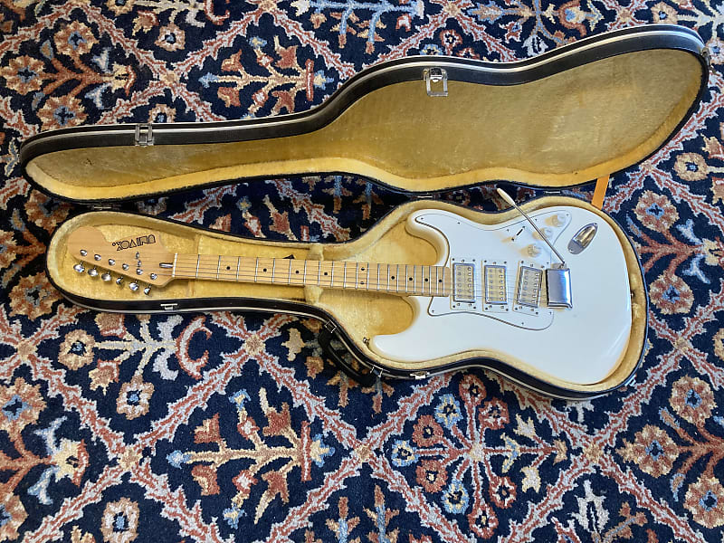 Univox Ripper Strat Style Guitar Vintage 1970's White Super | Reverb