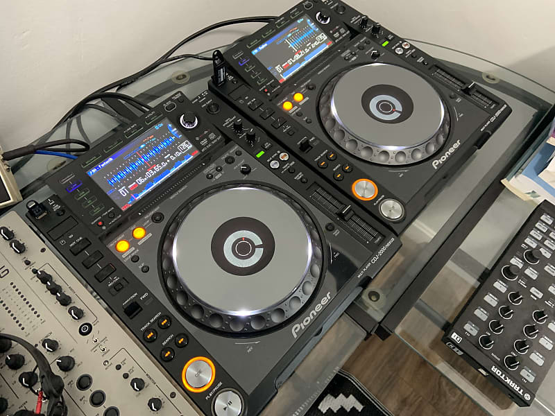 Pioneer CDJ-2000 Nexus- Black (pair) | Reverb