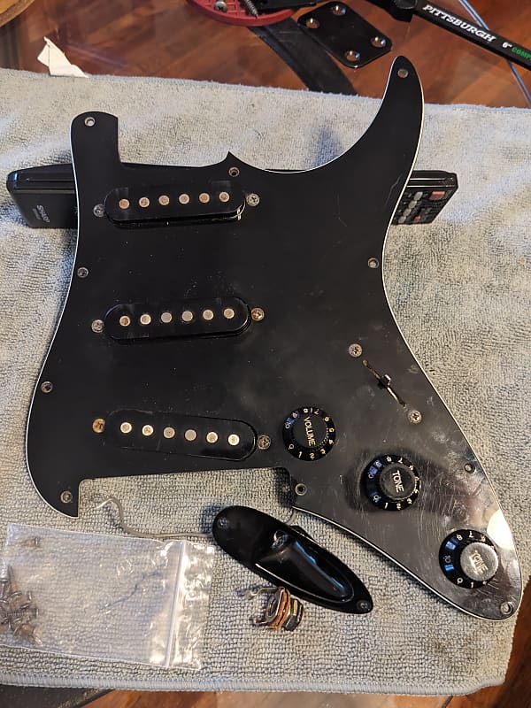 Kramer Striker 300st Pickguard 80's - 3 ply black | Reverb