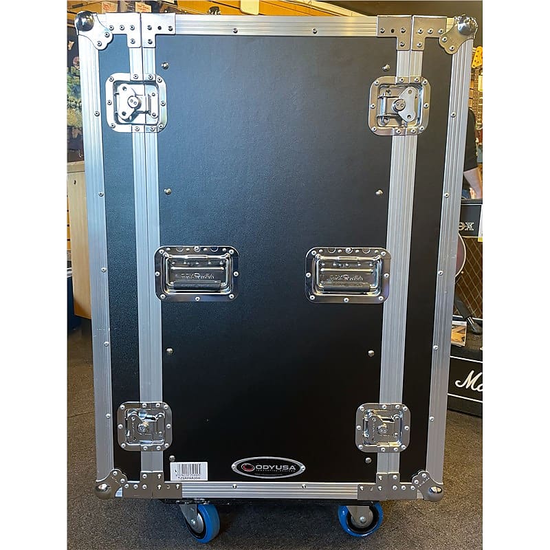 ODYUSA Full Flight Case 32U on Wheels and rack drawers - USA | Reverb