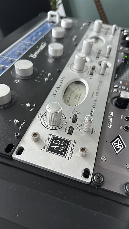 Avalon AD2022 Dual Channel Microphone Preamp 2010s - Silver | Reverb