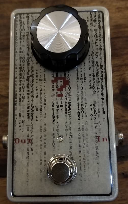 Mid-Fi Electronics Random Number Generator Fuzz Clone | Reverb Canada
