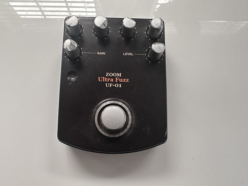 ZOOM Ultra fuzz | Reverb