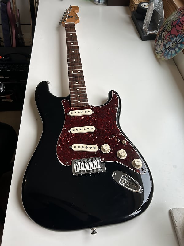 Fender MIM Stratocaster | Reverb