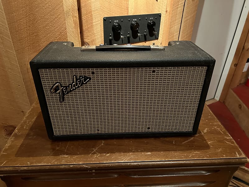 Fender Tube Reverb Unit 1976-1978 - Black & Silver | Reverb