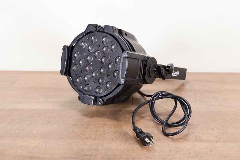 Elation ELED Par RGB Zoom LED Par Light Fixture | Reverb Canada