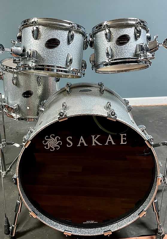 Sakae Almighty Maple 4pc Kit Silver Sparkle Lacquer | Reverb