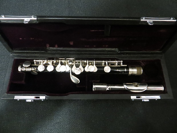 Yamaha YPC-32 Piccolo With Case | Reverb
