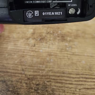 Samson Airline AG1/AP1 UHF Wireless Channel B12 (700 MHz) | Reverb