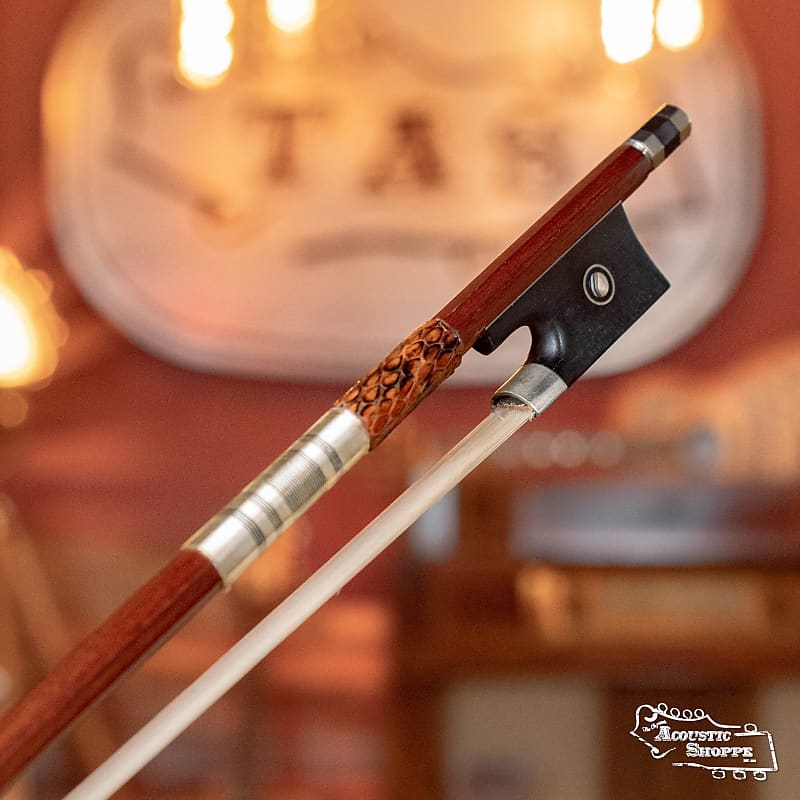 (Used) Octangular Lizard Wrap Violin Bow | Reverb