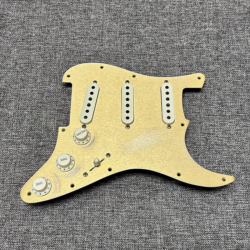 Fender Custom Shop Heavy Relic Loaded Pickguard, Anodized | Reverb UK