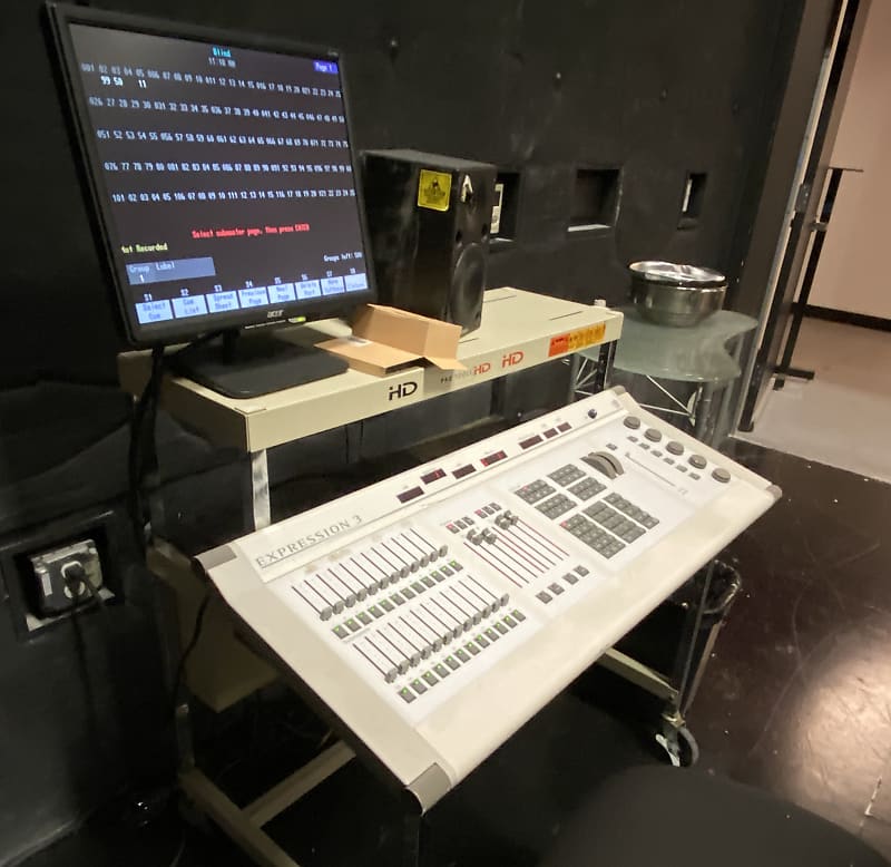 ETC EXPRESSION 3 - PRO LIGHTING CONSOLE | Reverb