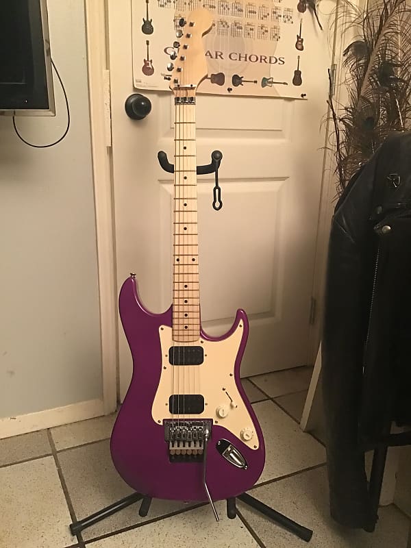 Custom Strat style 2023 - Gloss purple | Reverb