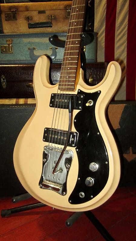 ~1969 Guyatone LG-250T Mosrite Copy White w/ Original | Reverb