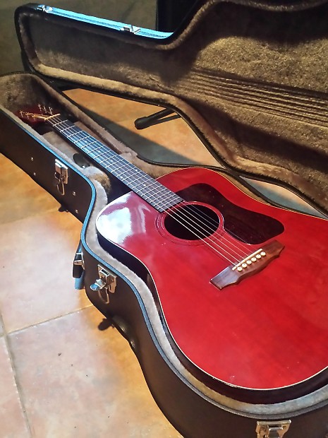 Guild D25 1977 Cherry finish | Reverb