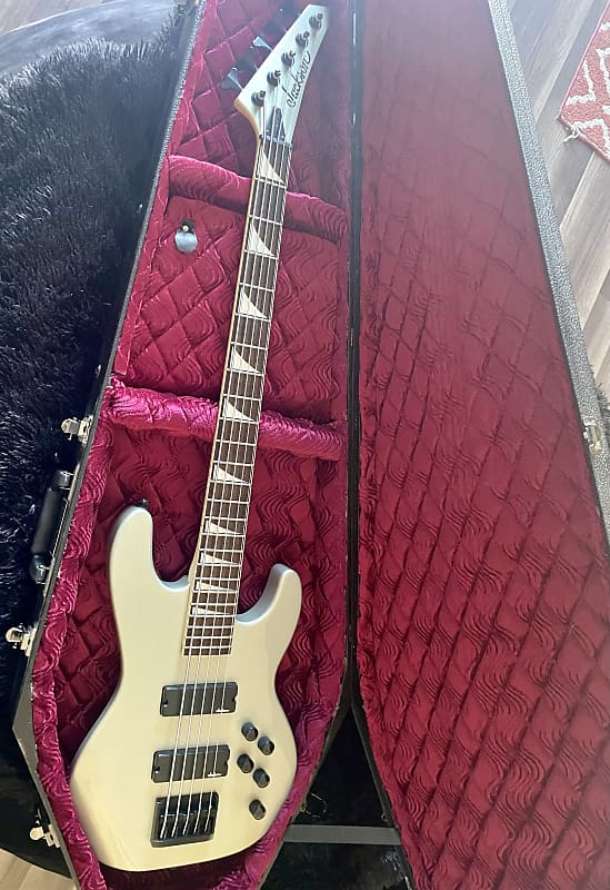 Jackson JS Series JS3V 5-String Concert Bass with Rosewood | Reverb