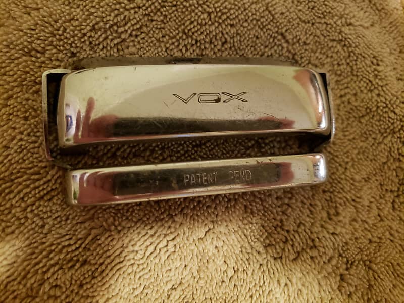 Vox Phantom bridge cover and mute mechanism 1966 | Reverb