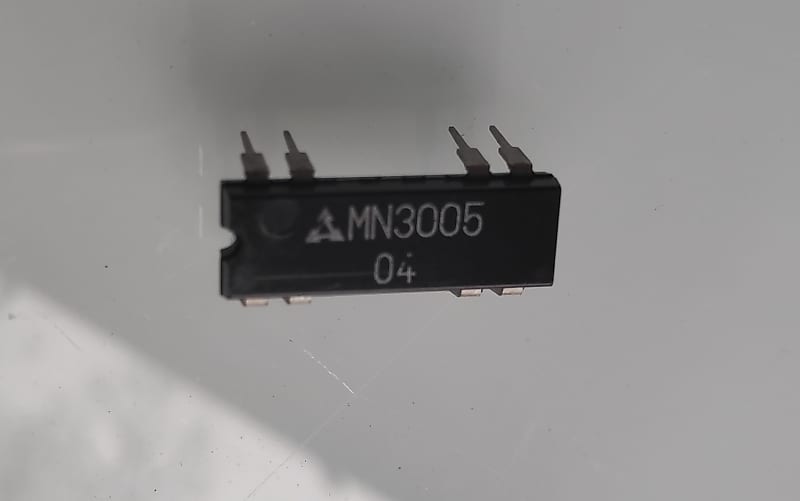 Mitsubishi MN3005 BBD Delay vintage Integrated Circuits (ICs) | Reverb