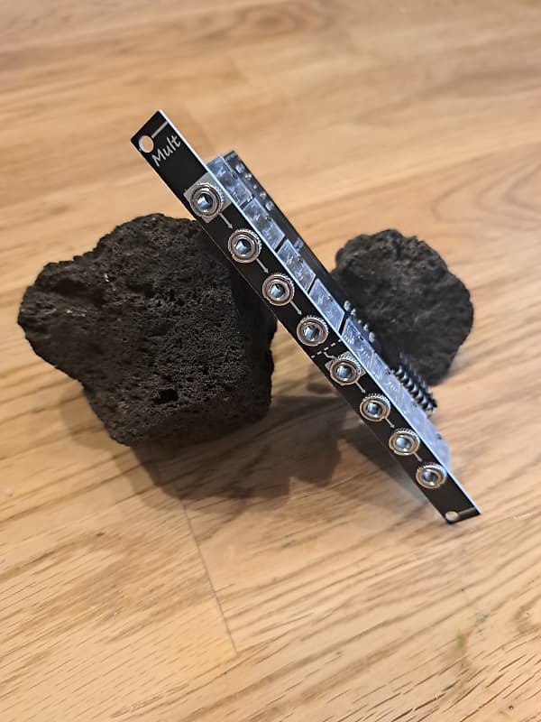 2HP Eurorack Buffered Multiple (DIY) | Reverb