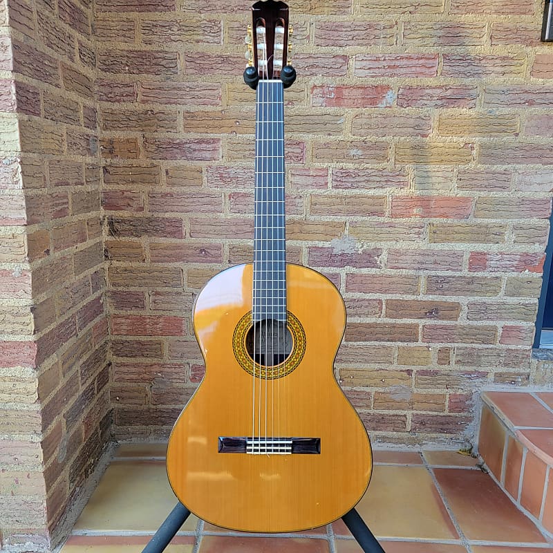 Rare Yairi YC 200 Masterworks Classical Guitar 2003 - Natural | Reverb