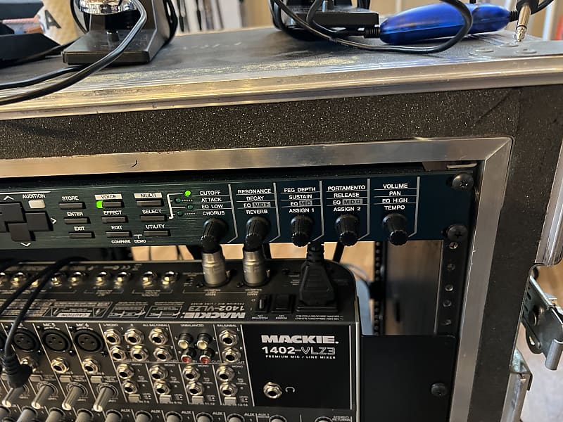 Mackie 1402-VLZ Pro 14-Channel Mic / Line Mixer 2000 - 2007 - | Reverb