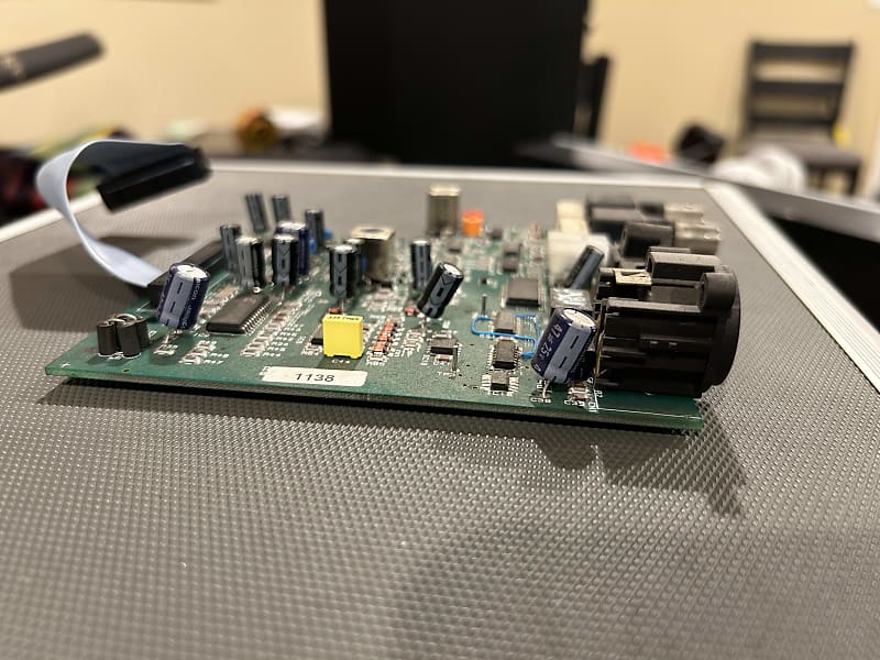 Focusrite ISA430/220 ADC Optional 24-Bit / 96kHz Stereo ADC | Reverb